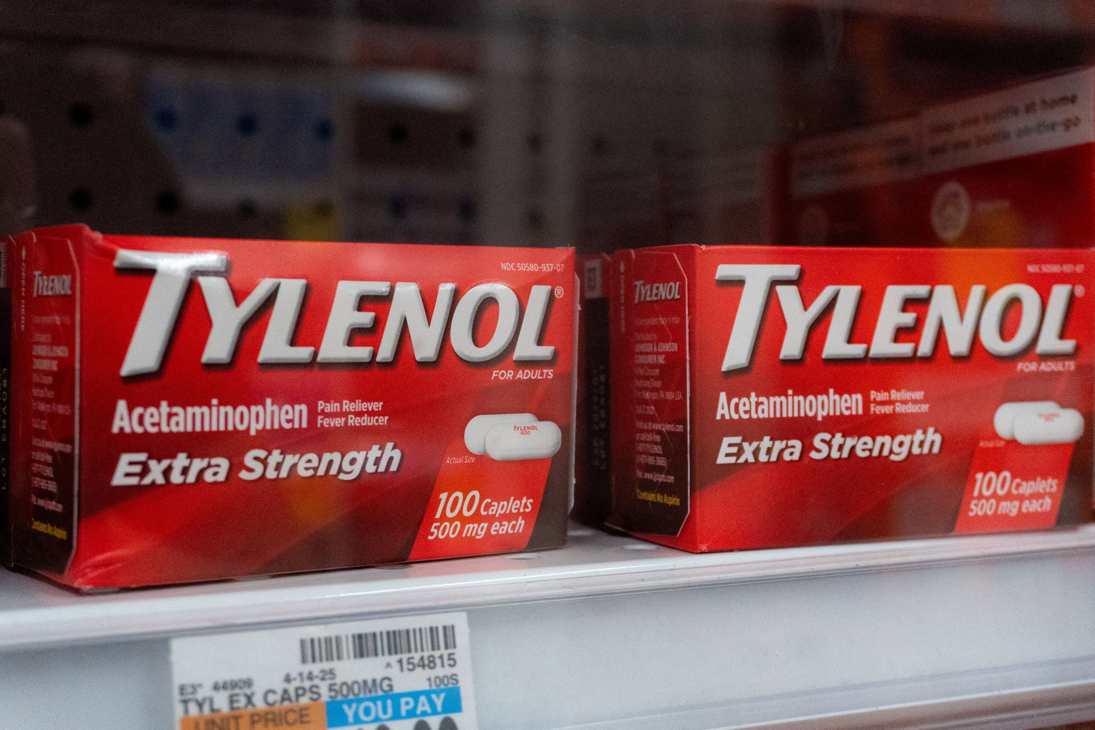 Trump gave medical advice about Tylenol. Here’s what medical experts say.