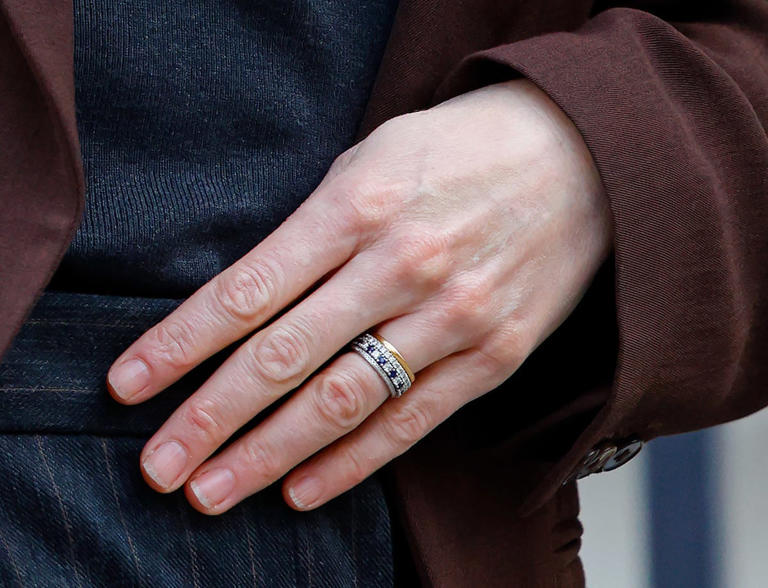 All About Kate Middleton’s Priceless 5-Ring Stack, Including Diana’s ...