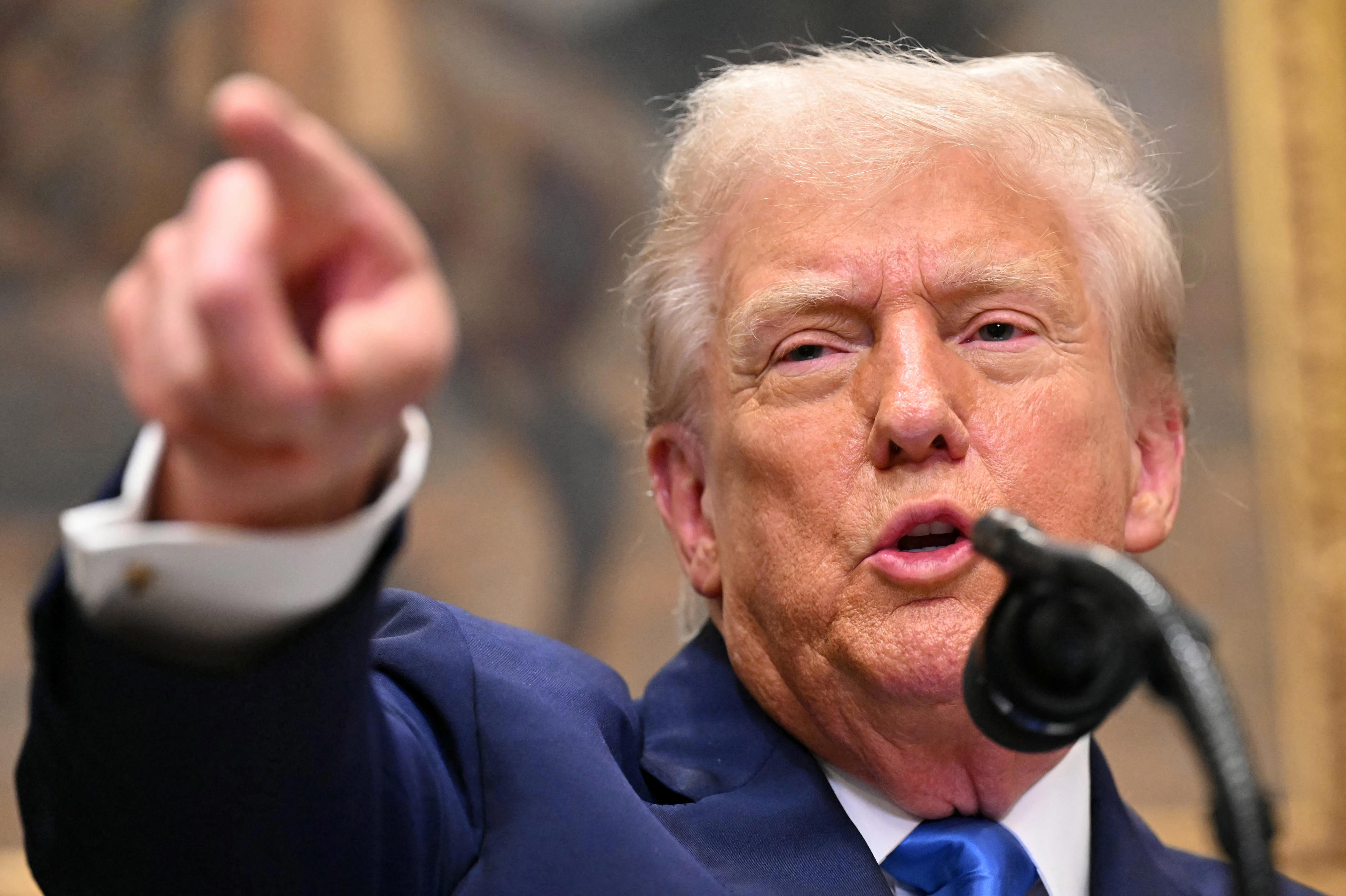 What's Trump approval rating right now? Current poll numbers amid ...