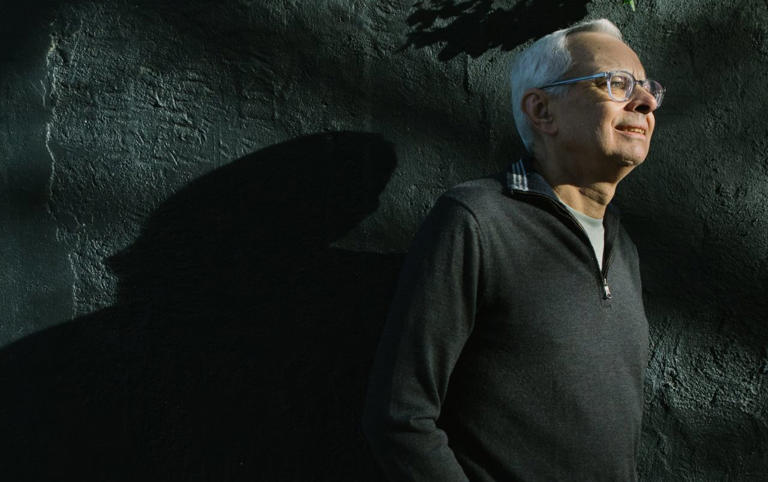 Jonathan Clements, Longtime WSJ Columnist, Dies at 62