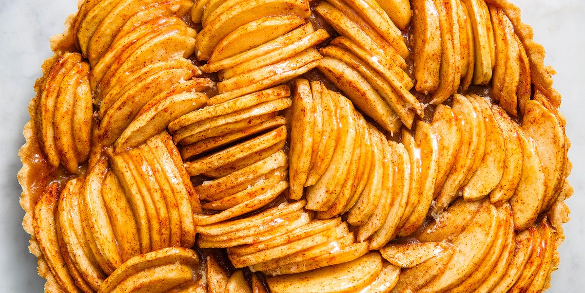 The Mesmerizing Pattern On This Apple Tart Is Actually Crazy Easy