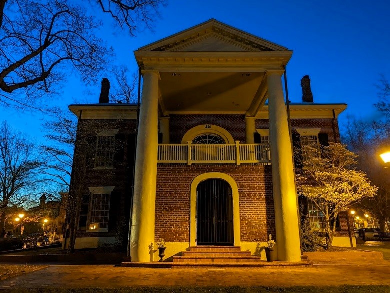 11 Creepy Haunted Places in Dahlonega, Georgia