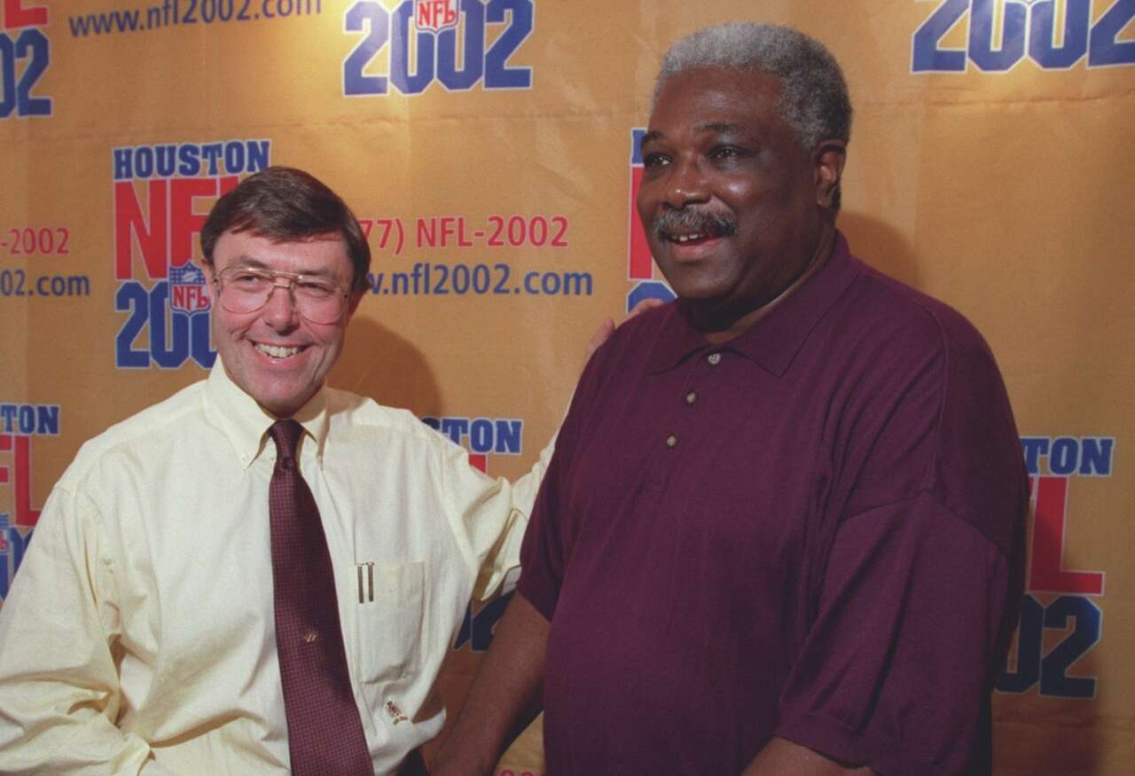 Bobby Grier, man who helped Houston Texans draft J.J. Watt, dead at 82