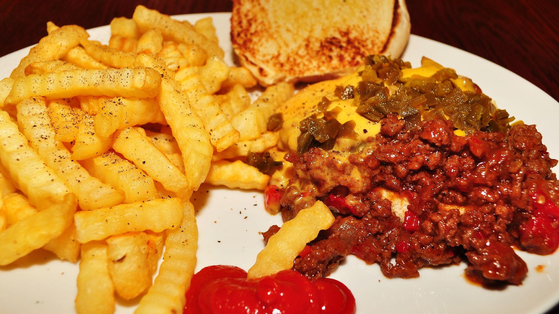 20 Dishes From The '80s That We Should Start Making Again