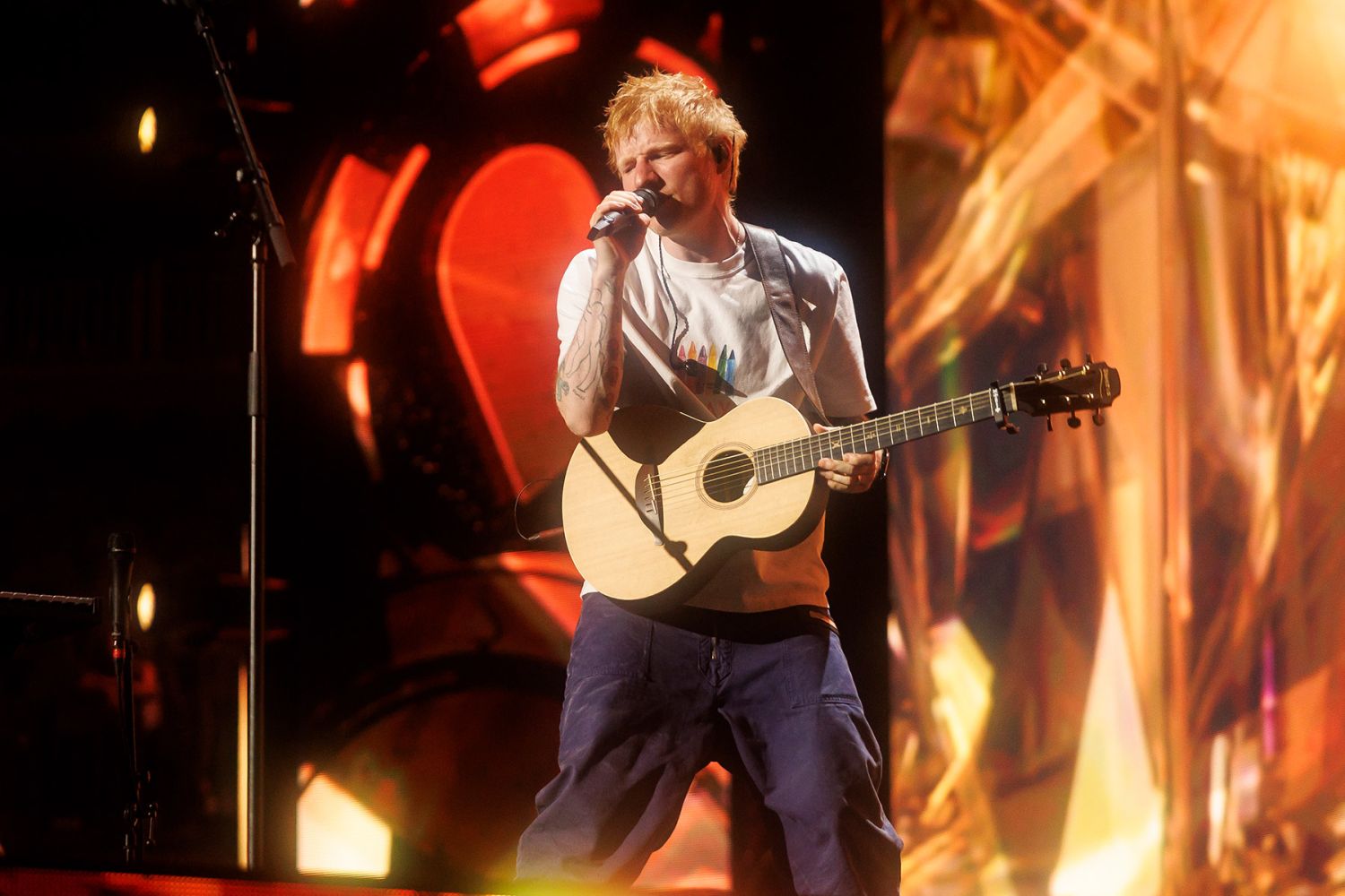 Jelly Roll, Mariah Carey, Tate McRae & More Light Up the Stage at 2025 ...