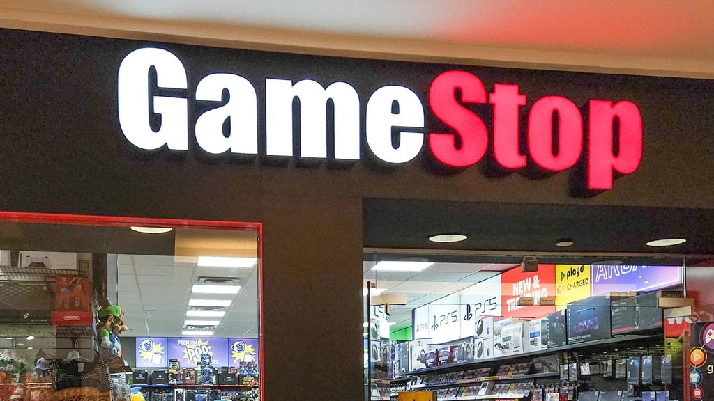 How some GameStop stores in Chicago are fighting back against smash-and ...