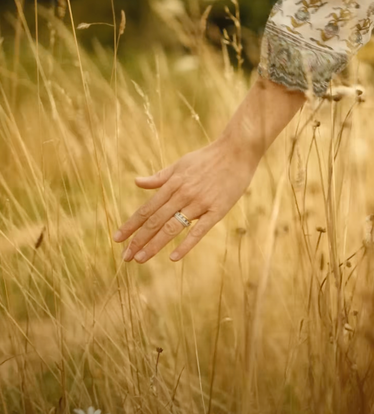 All About Kate Middleton’s Priceless 5-Ring Stack, Including Diana’s ...