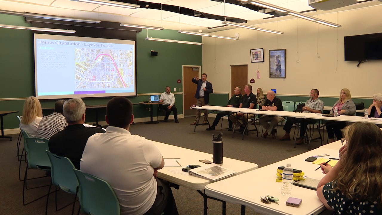 FDOT updates city, county leaders on potential SunRail extension in ...