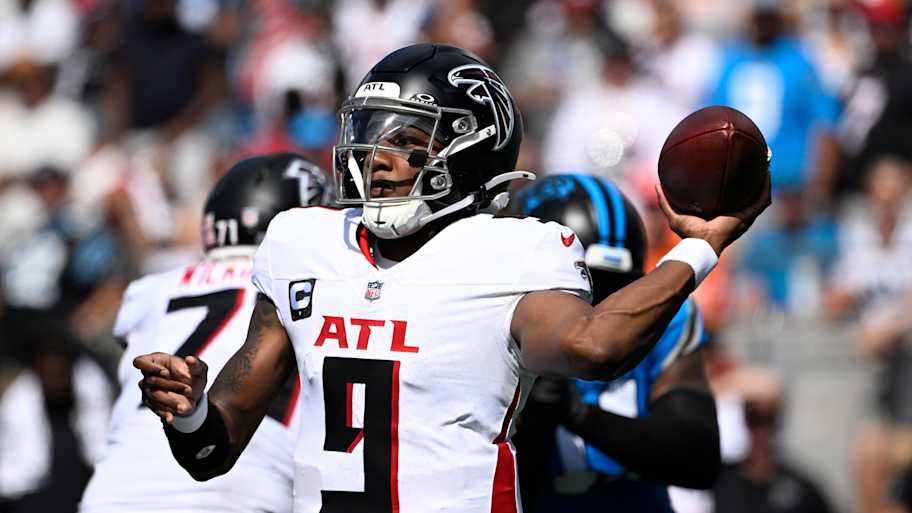 Falcons Communication Woes Spark Problems in 30-0 Loss to Panthers