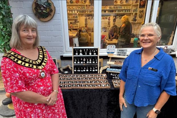 Mayor of Swindon praises annual art event