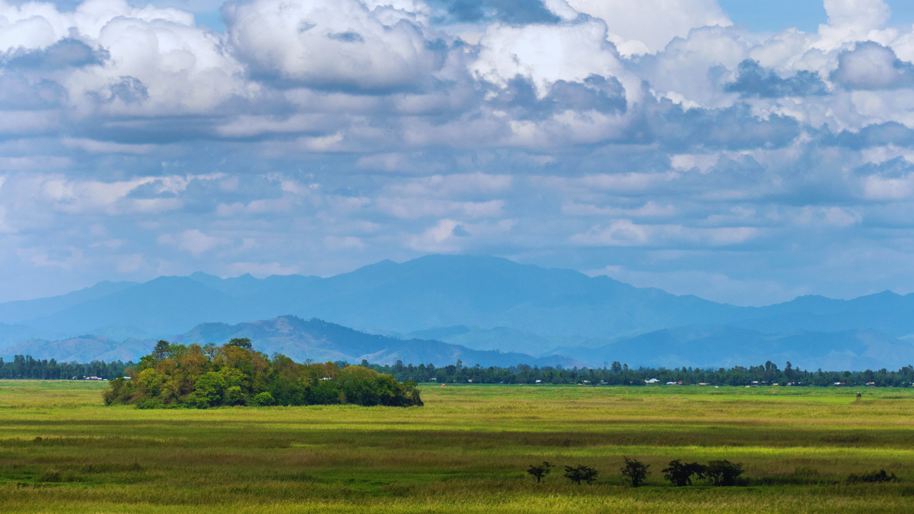 5 Indian towns that touch other countries to see life beyond borders