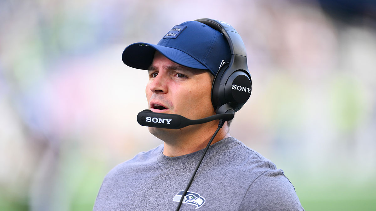 Seahawks head coach Mike Macdonald takes full blame for defensive ...