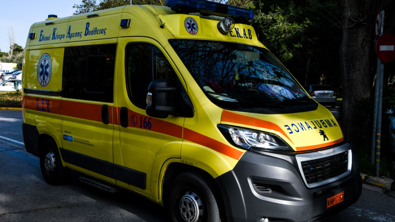 Πειραιάς: 48χρονος έπεσε στη θάλασσα στο λιμάνι – Τον έσωσε λιμενικός