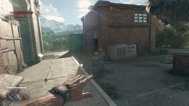 How to throw weapons in Dying Light: The Beast