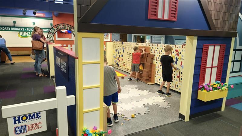 Lincoln Children’s Museum adds tiny home to Tiny Village