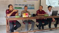 Kanim Entikong Menggelar Program Desa Binaan Imigrasi
