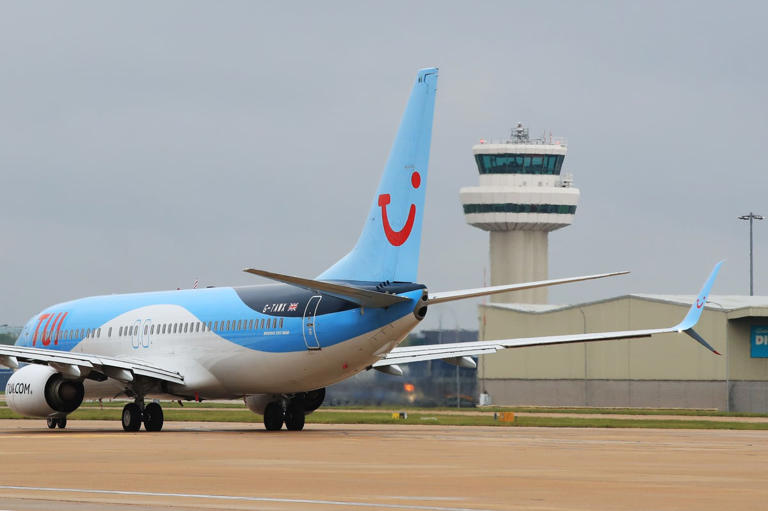 London airport drop off fees revealed: Gatwick becomes most expensive