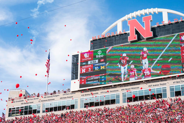 Nebraska falls out of top 25 in USA TODAY Sports NCAA Re-Rank 1-136