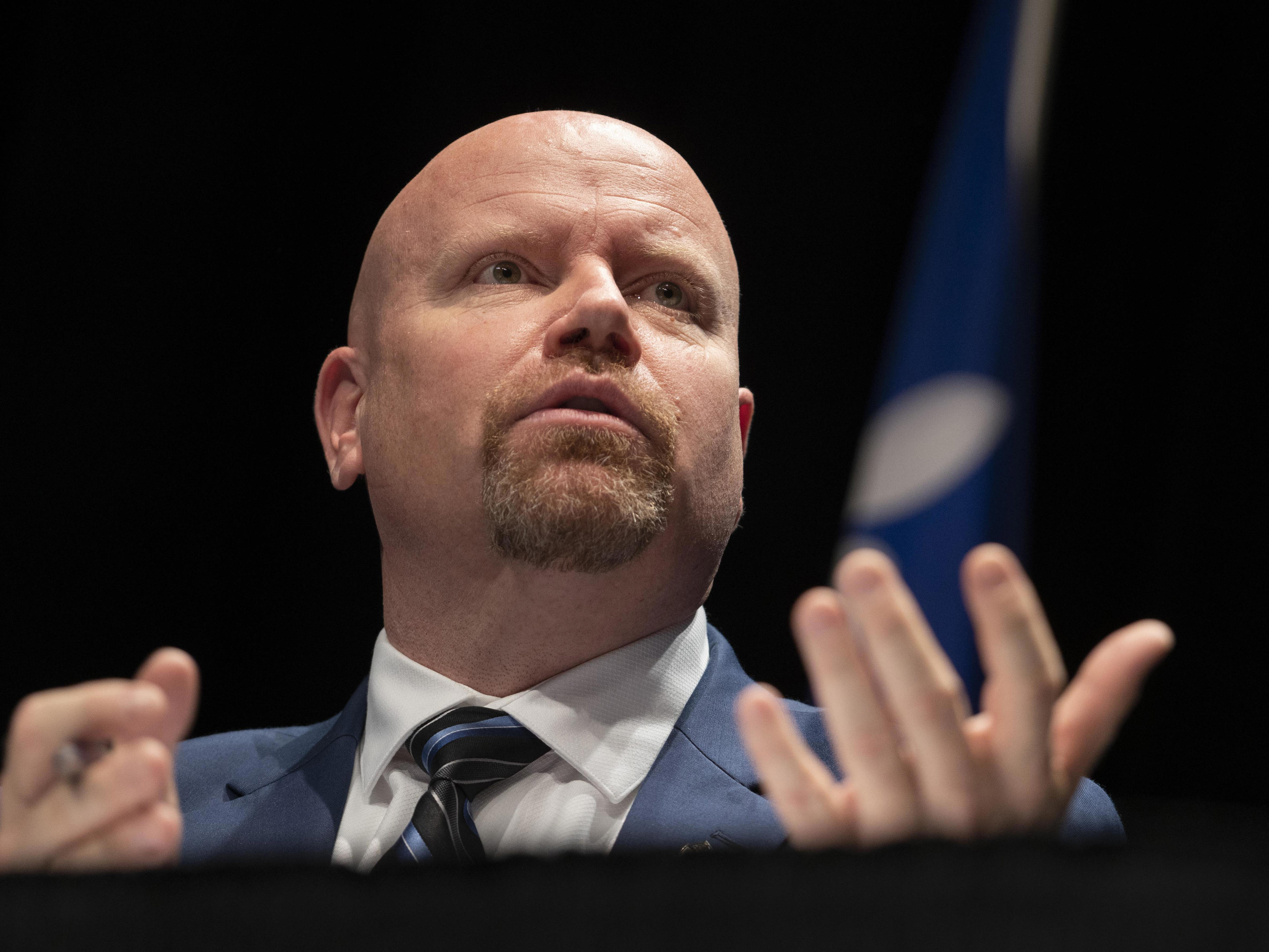 Informatique : dépassement de coût et 31 mois de retard à la Sécurité publique