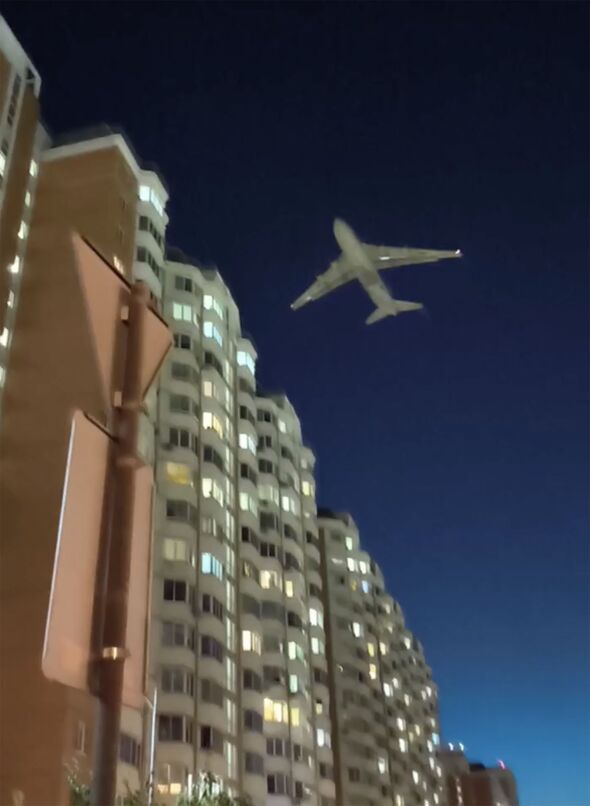 Moscow under siege as world's biggest military plane forced to fly low ...