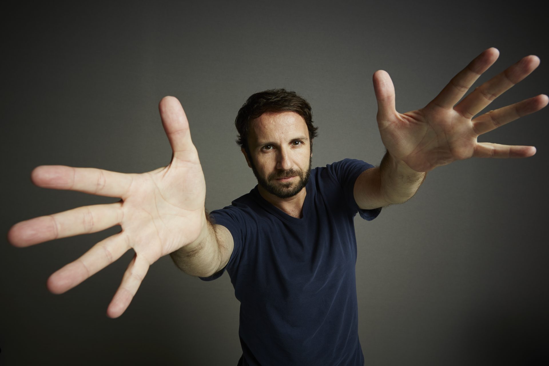 Hollywood actor, photographer dies in wrong-way car crash