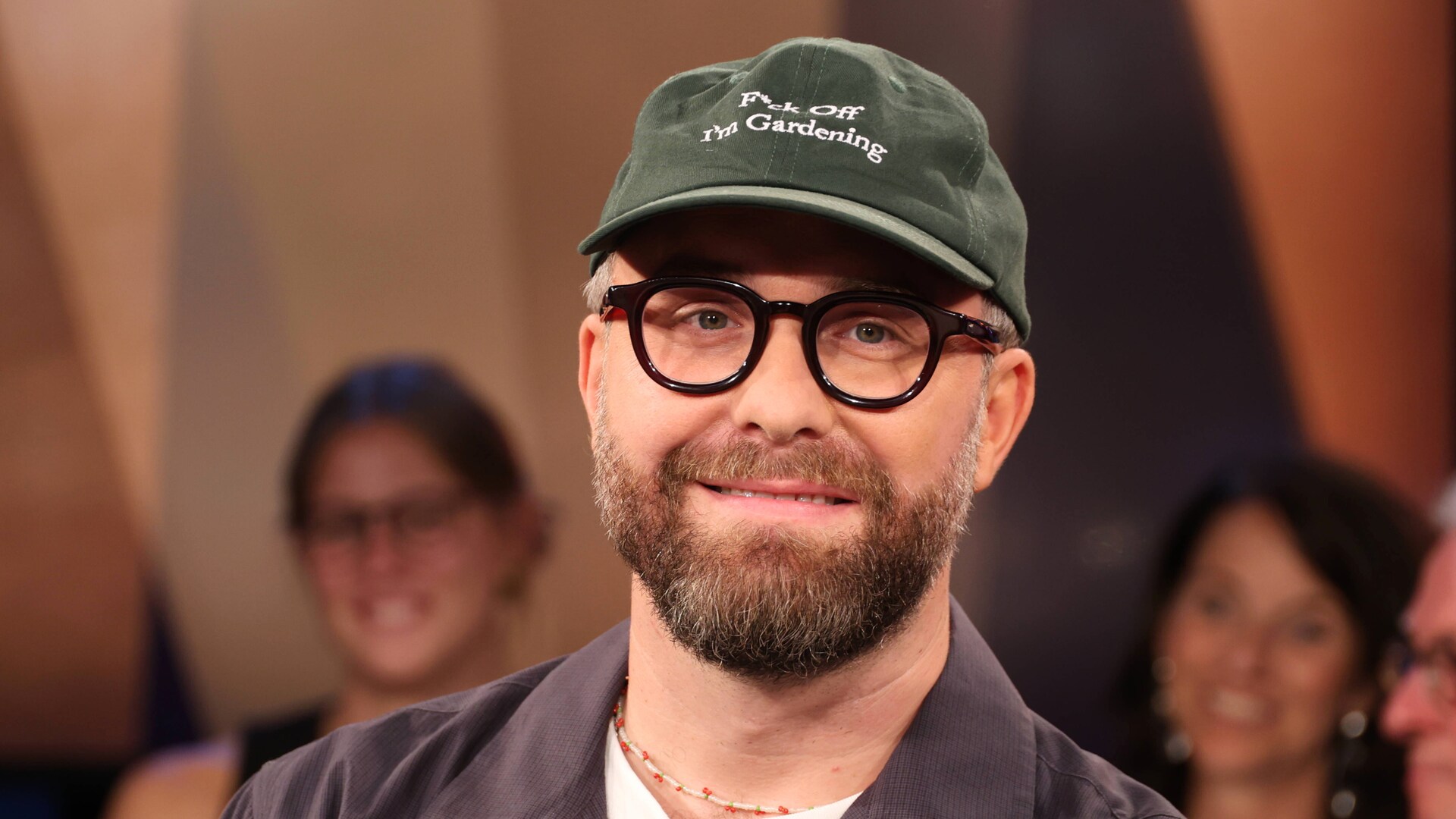 Ausnahmsweise ohne Cap: Sänger Mark Forster zeigt seine Haare