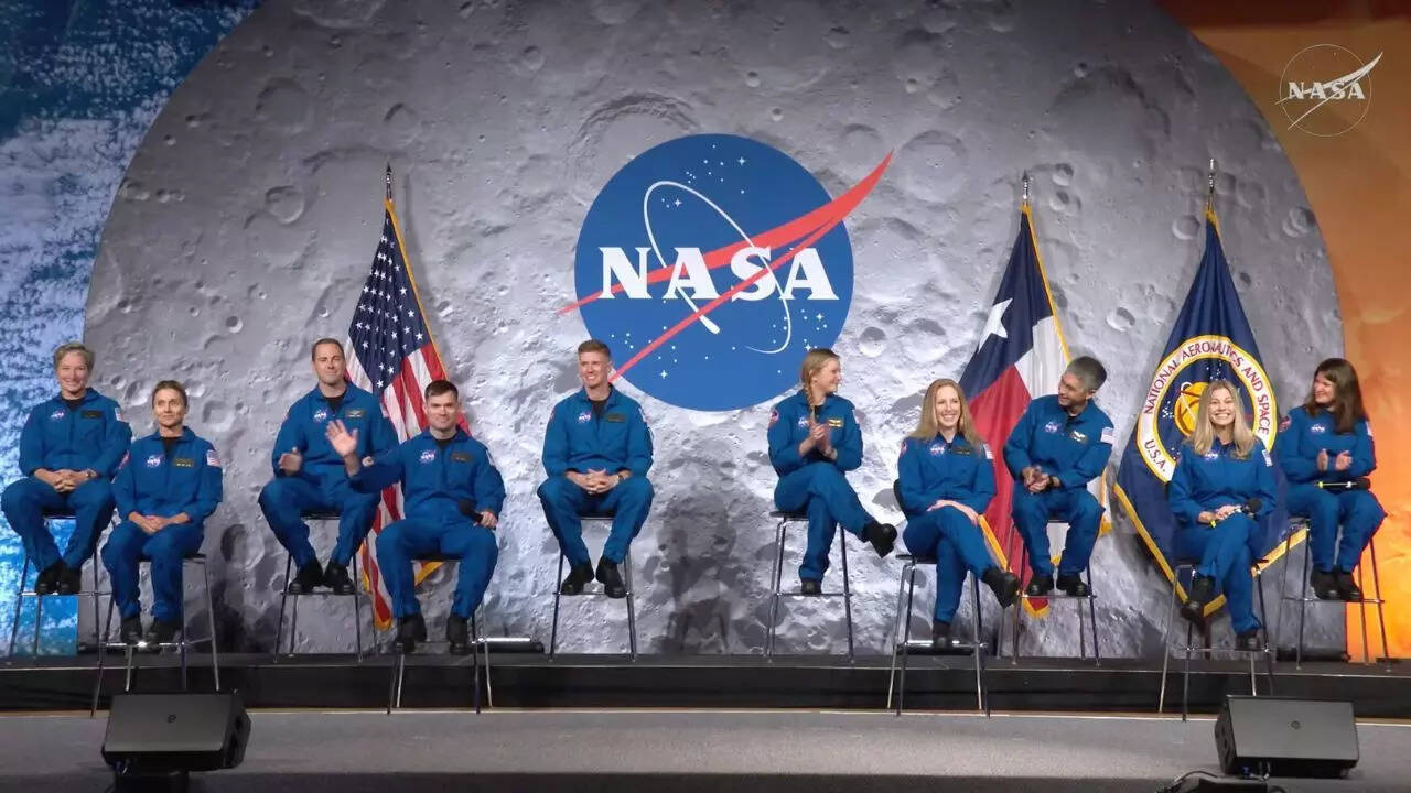 NASA announces all-American class of 10 astronauts for moon and Mars ...