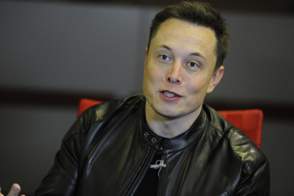 Elon Musk Throws Shade At Jeff Bezos' Blue Origin