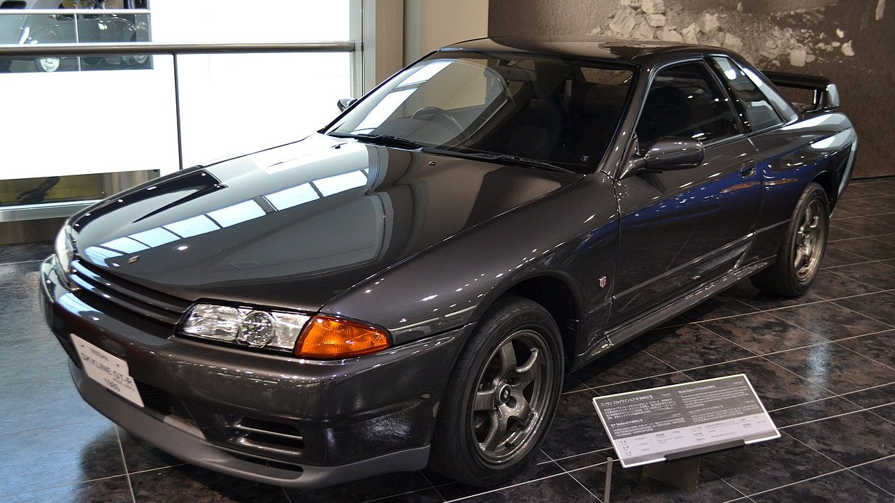 8 cars from the ’90s that are track stars today