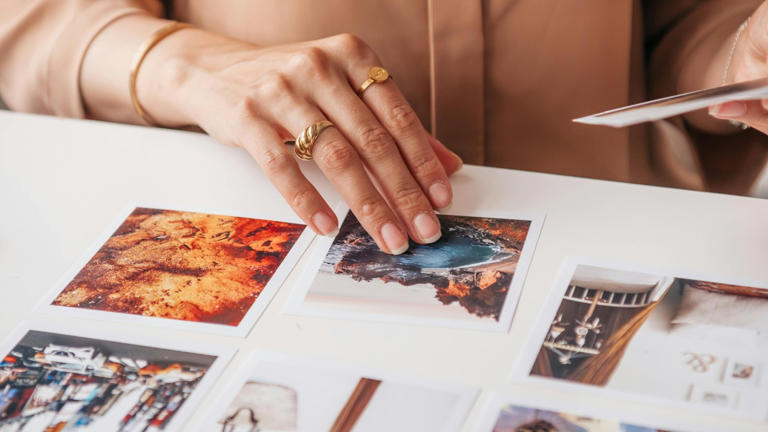 Iconic Paris bridges for a self-guided walk