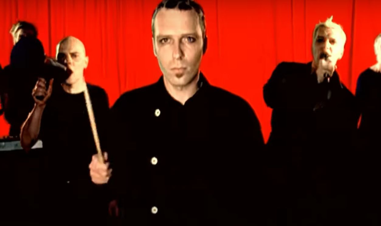 Hit songs from the 90s that everyone knows—but nobody remembers the artist