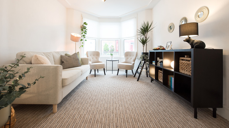 Living Room Design Choices That Are Making It Harder To Sell Your Home