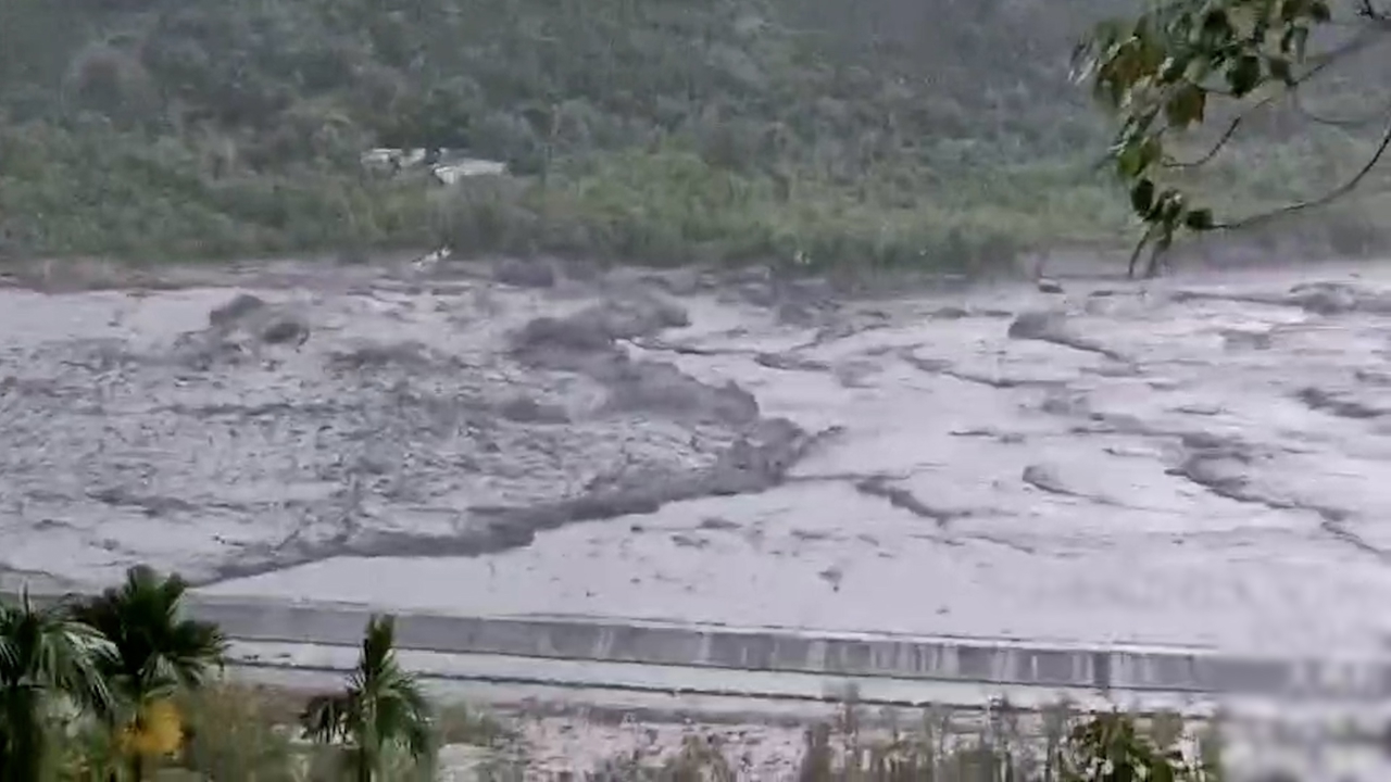 Hualien Dam Breach Floods Downstream Town After Typhoon Ragasa