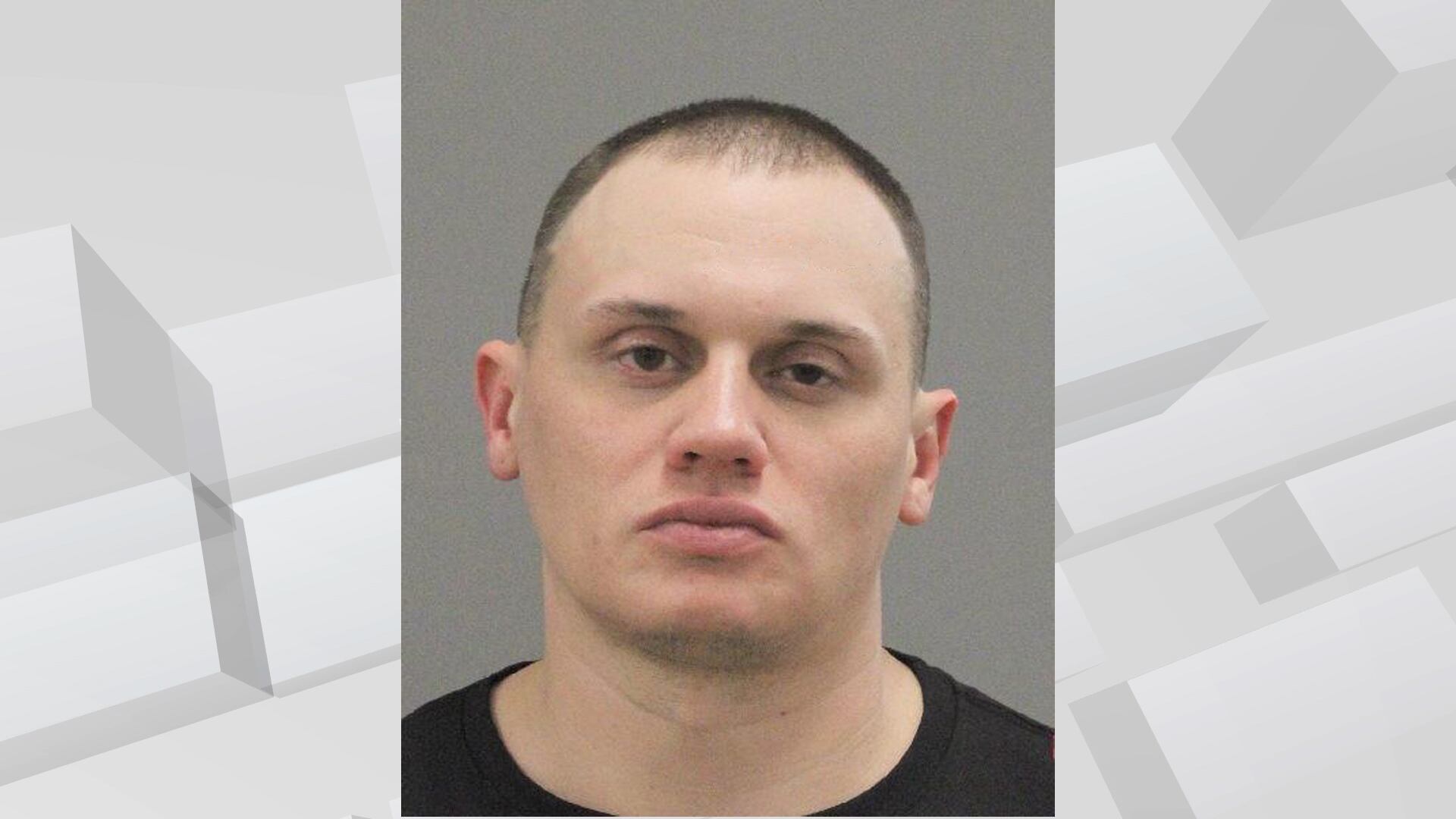 Convicted felon sentenced for having firearm illegally in Rockford