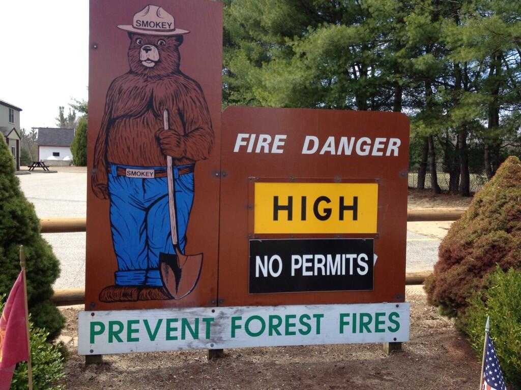 New Hampshire governor bans outdoor burning; danger remains high in Maine