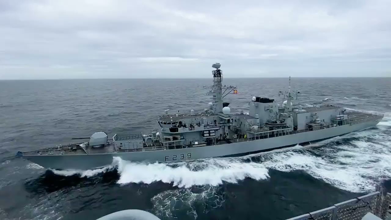 HMS Richmond conducts replenishment drill on Atlantic crossing