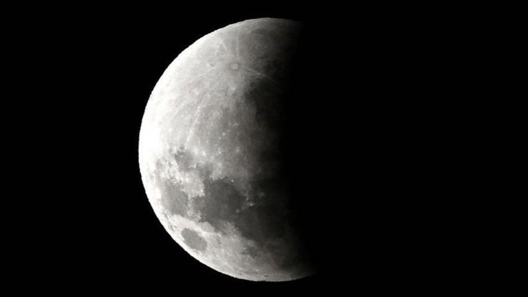 Nasa plans first crewed Moon mission in 50 years for February