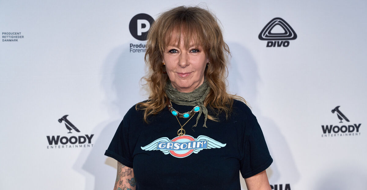 Vilde evner: Puk Elgård fjernhealer fodvorte på kendt komiker