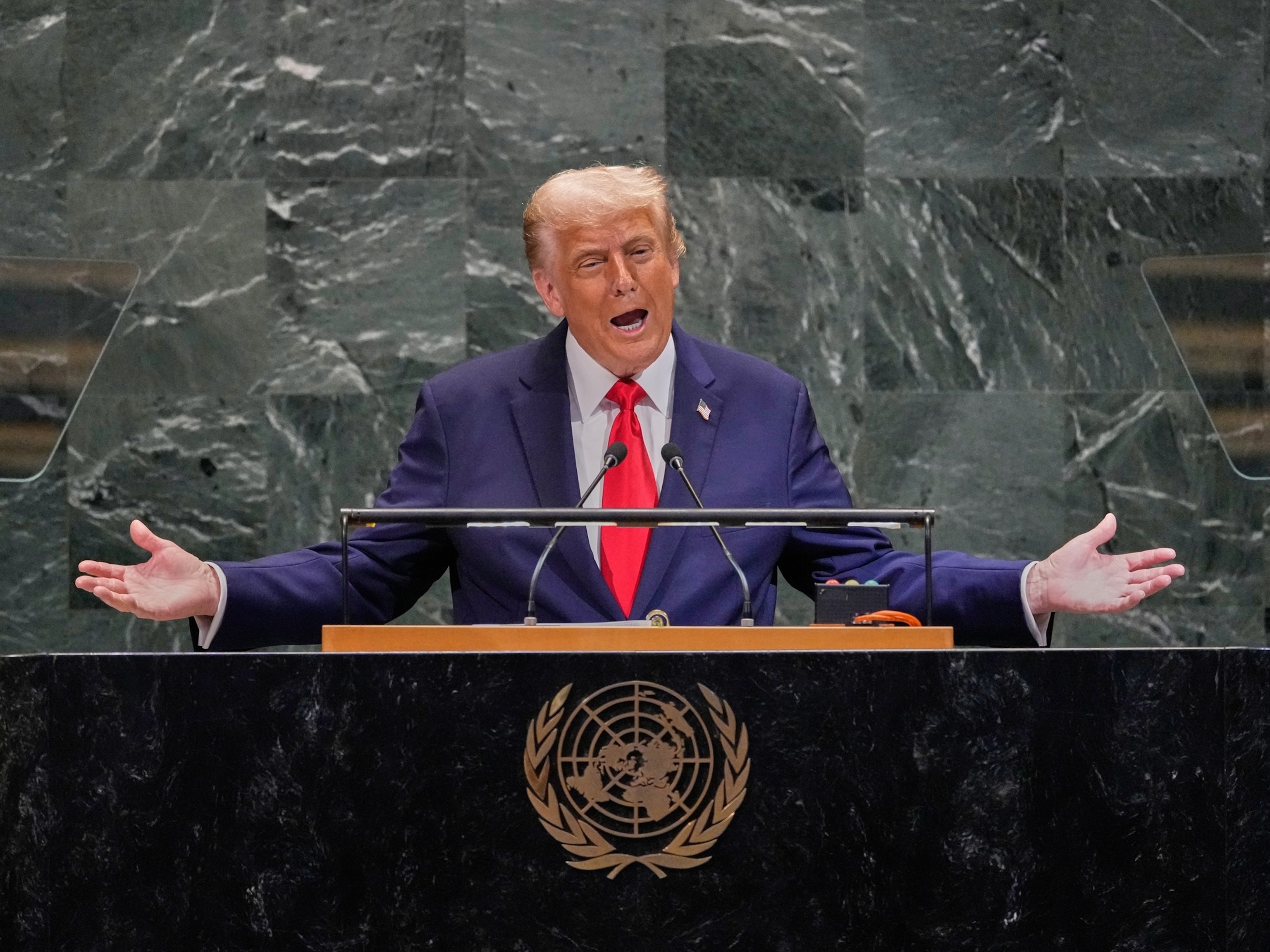 Trump criticizes United Nations, world leaders in General Assembly