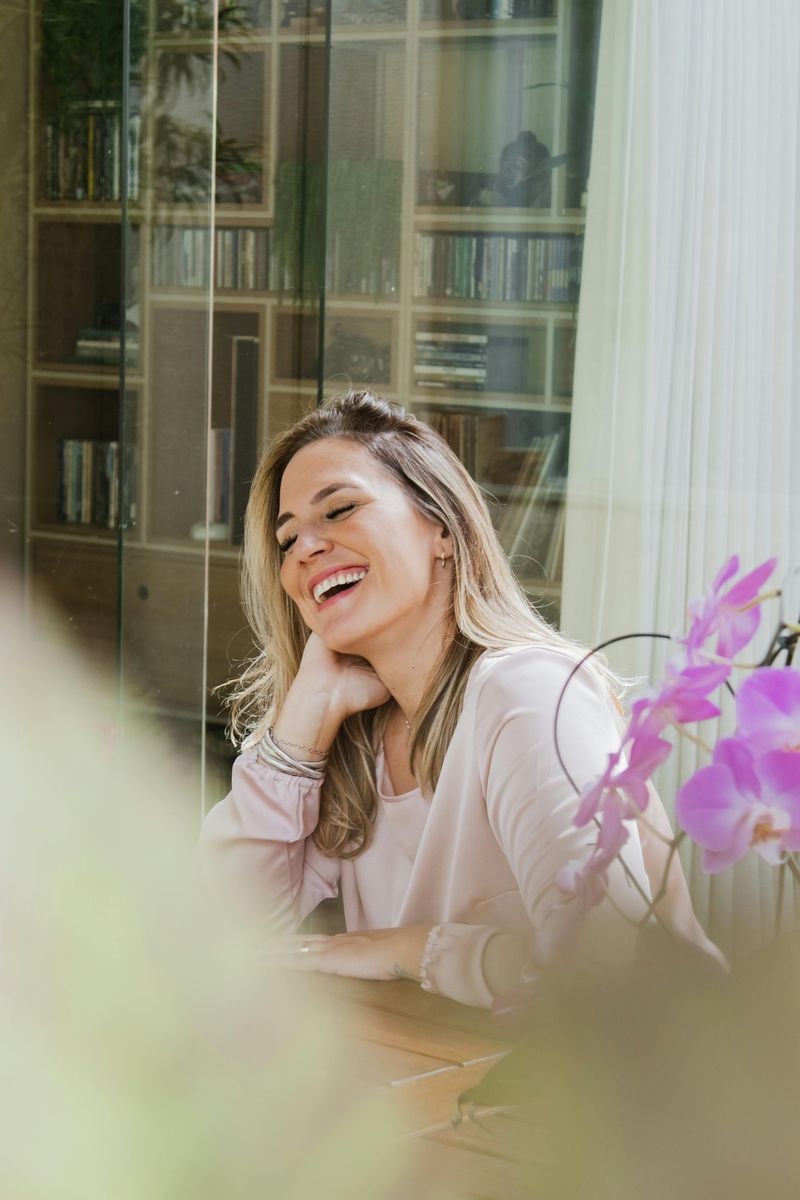 10 Things a Man Always Remembers About the Woman Who Stole His Heart