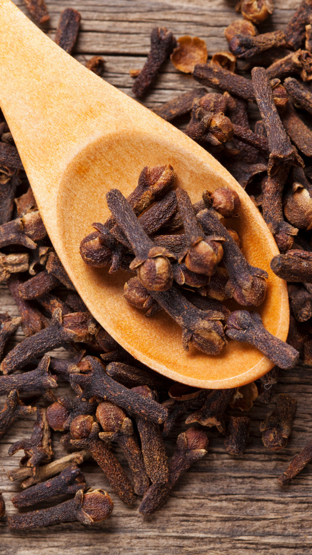 5 amazing benefits of eating cloves in the morning