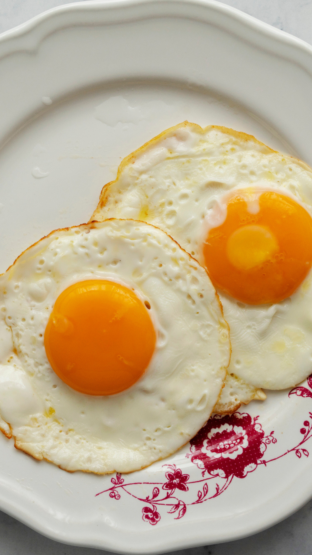 6 benefits of eating at least two eggs daily