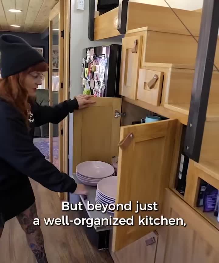 7 clever ways to maximize tiny kitchen space