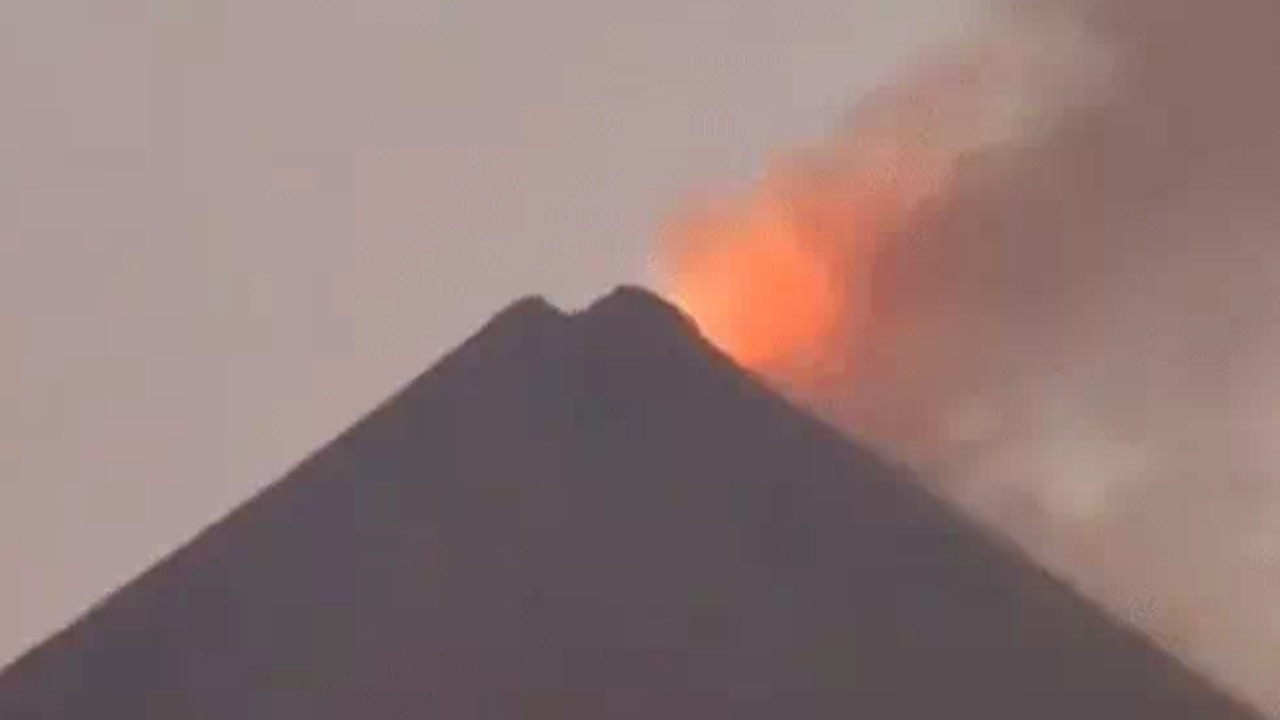Watch: Minor eruptions recorded at India’s only active volcano, Barren ...