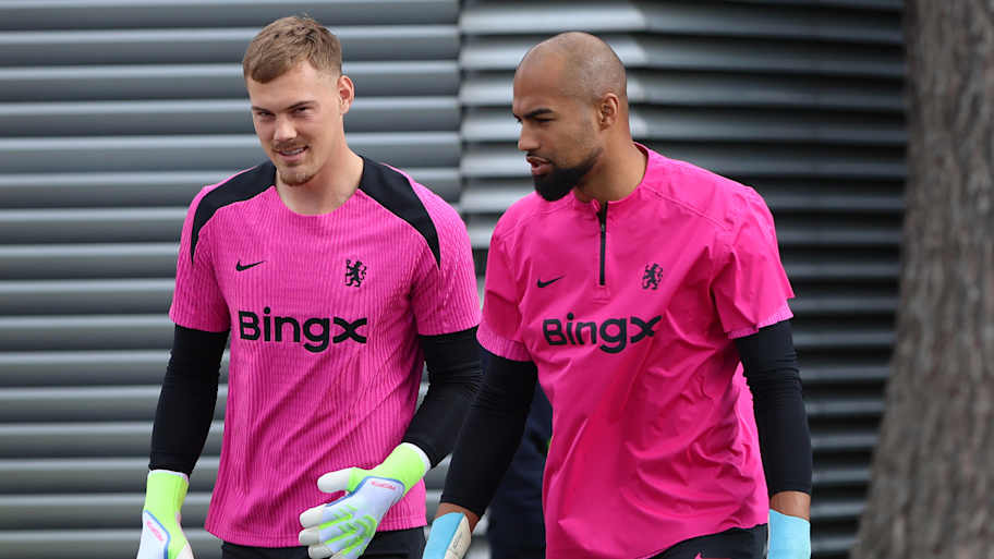 When will Robert Sanchez make Chelsea return after Man United red card?