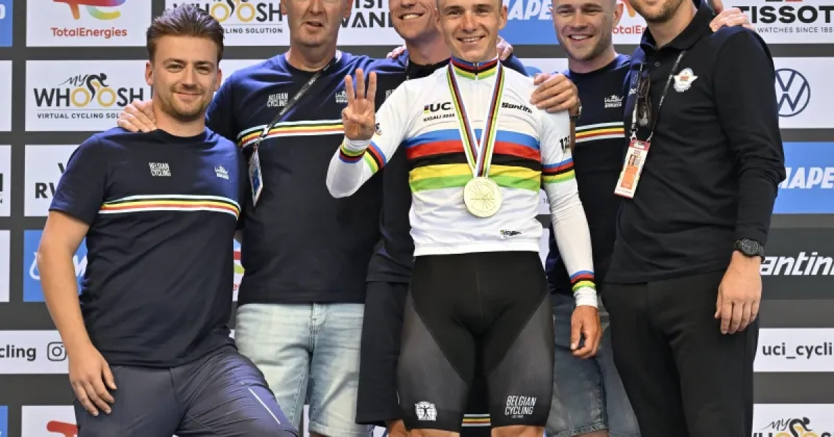 Wie is Dario Kloeck, de neef die ook mechanieker is van Remco Evenepoel?
