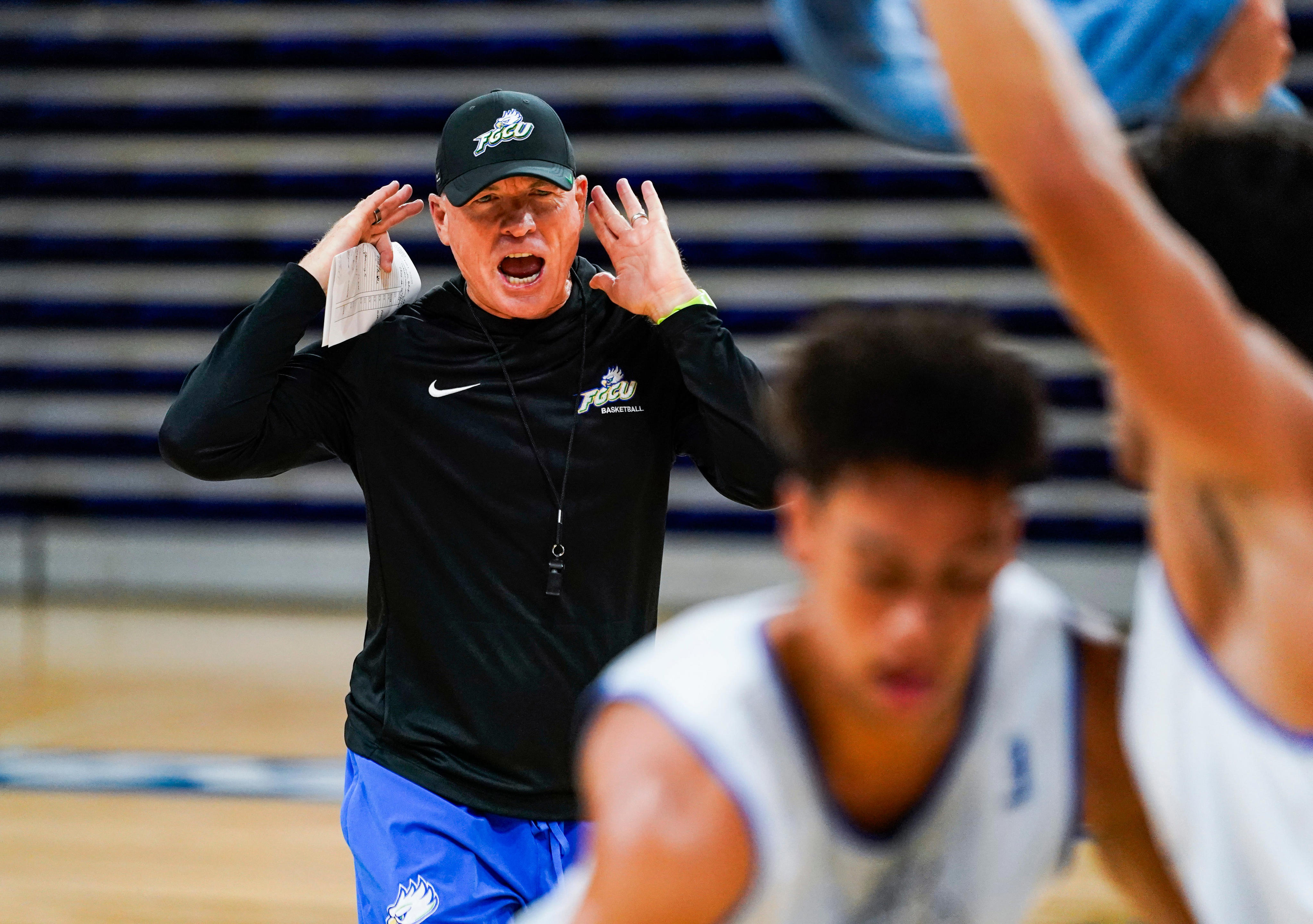 FGCU announces contract extensions for five head coaches, including men ...