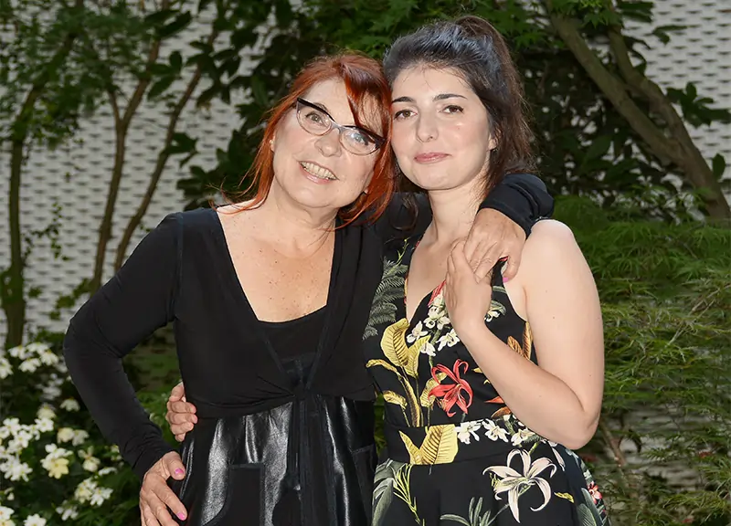 Zoe Roversi Giusti, chi è la figlia di Syusy Blady: “Abbiamo un bellissimo rapporto”