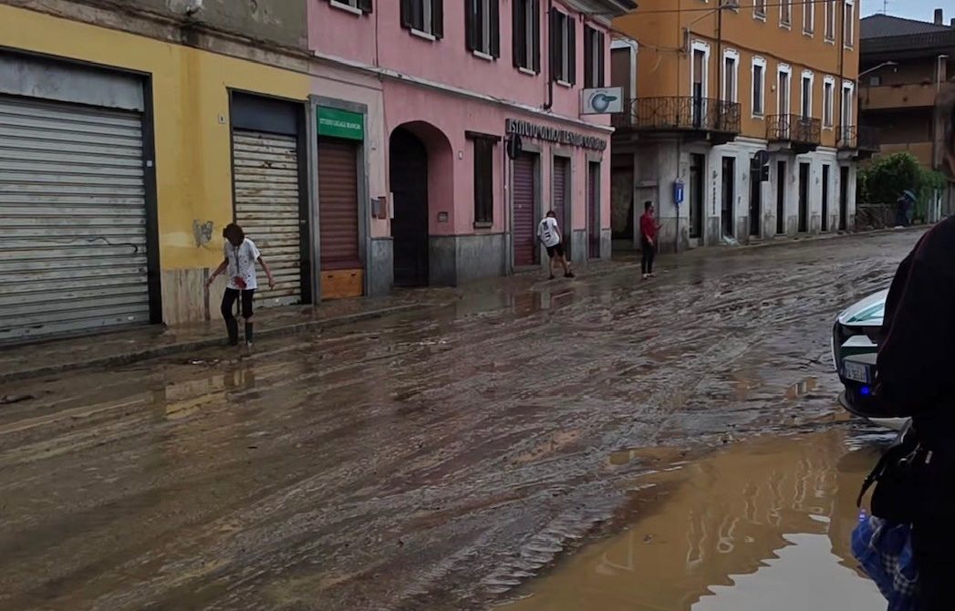 Maltempo e allagamenti, Meda il giorno dopo: tornata la corrente a ...