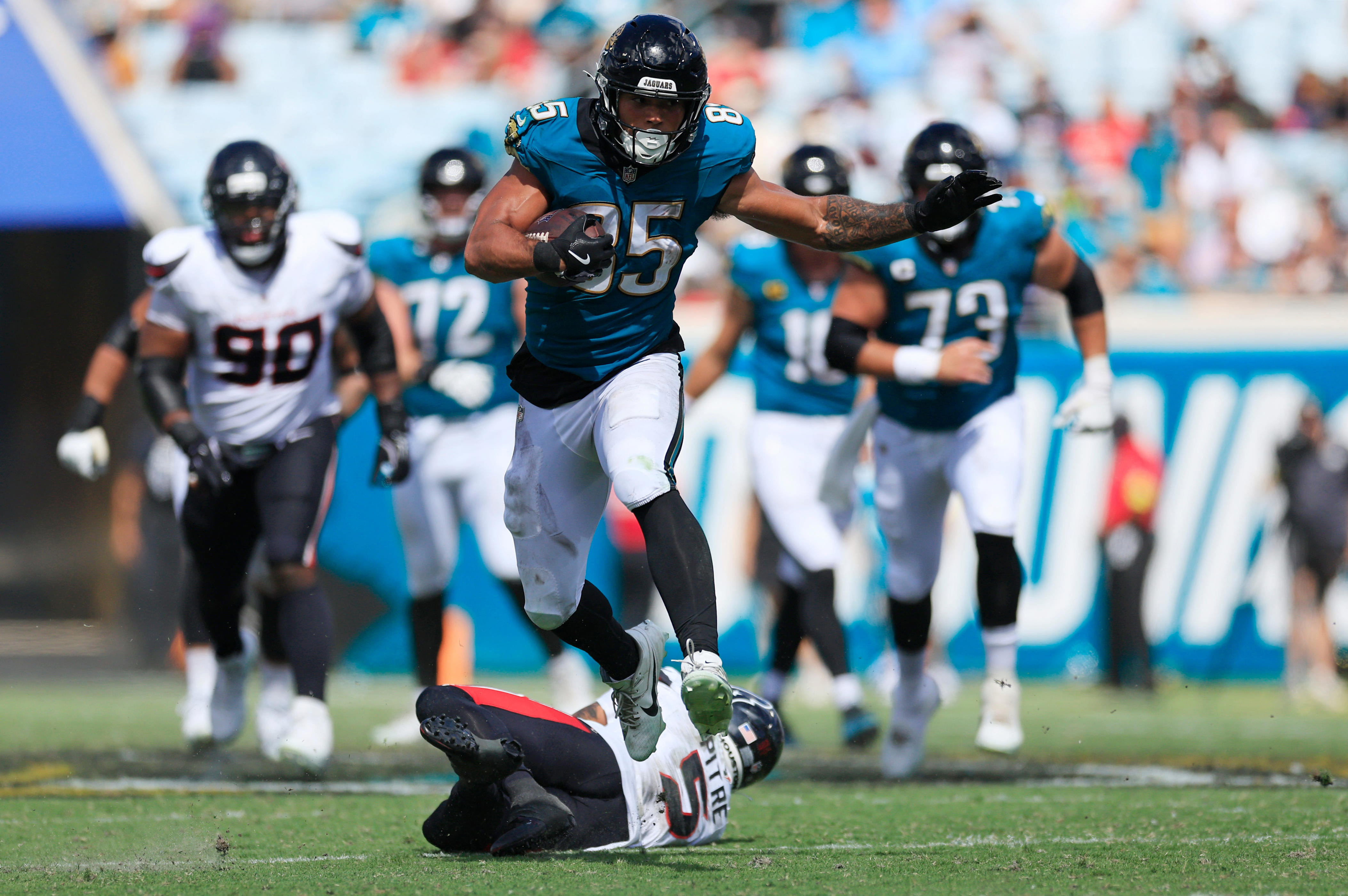 Brenton Strange injury update, Jacksonville Jaguars place TE (hip) on ...